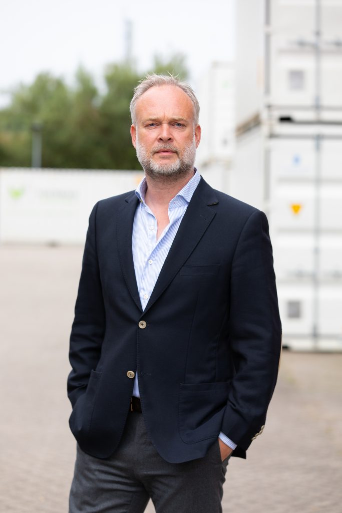 CEO and management - Voerman International